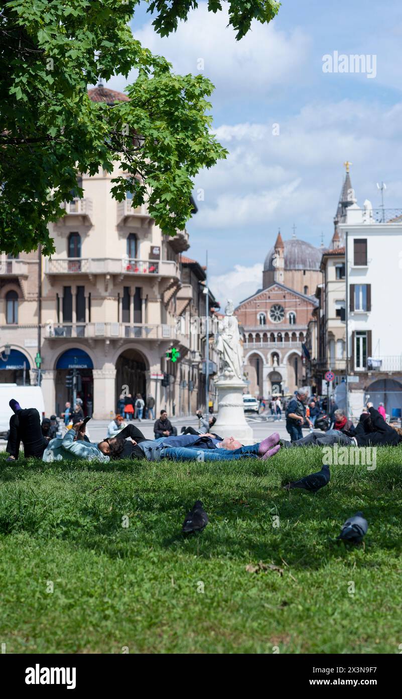 Prato della valle in padua hi-res stock photography and images - Alamy