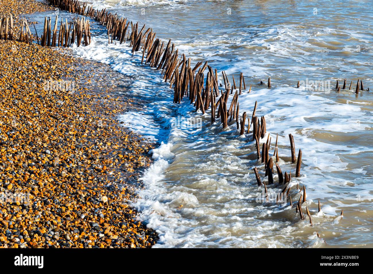 Strange shingle barrier hi-res stock photography and images - Alamy