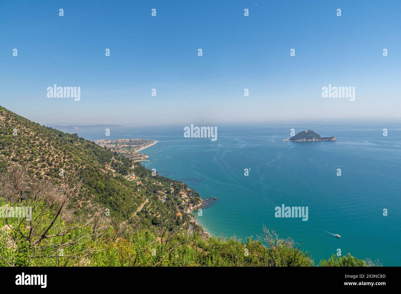 Gallinara island ligurian sea hi-res stock photography and images - Alamy