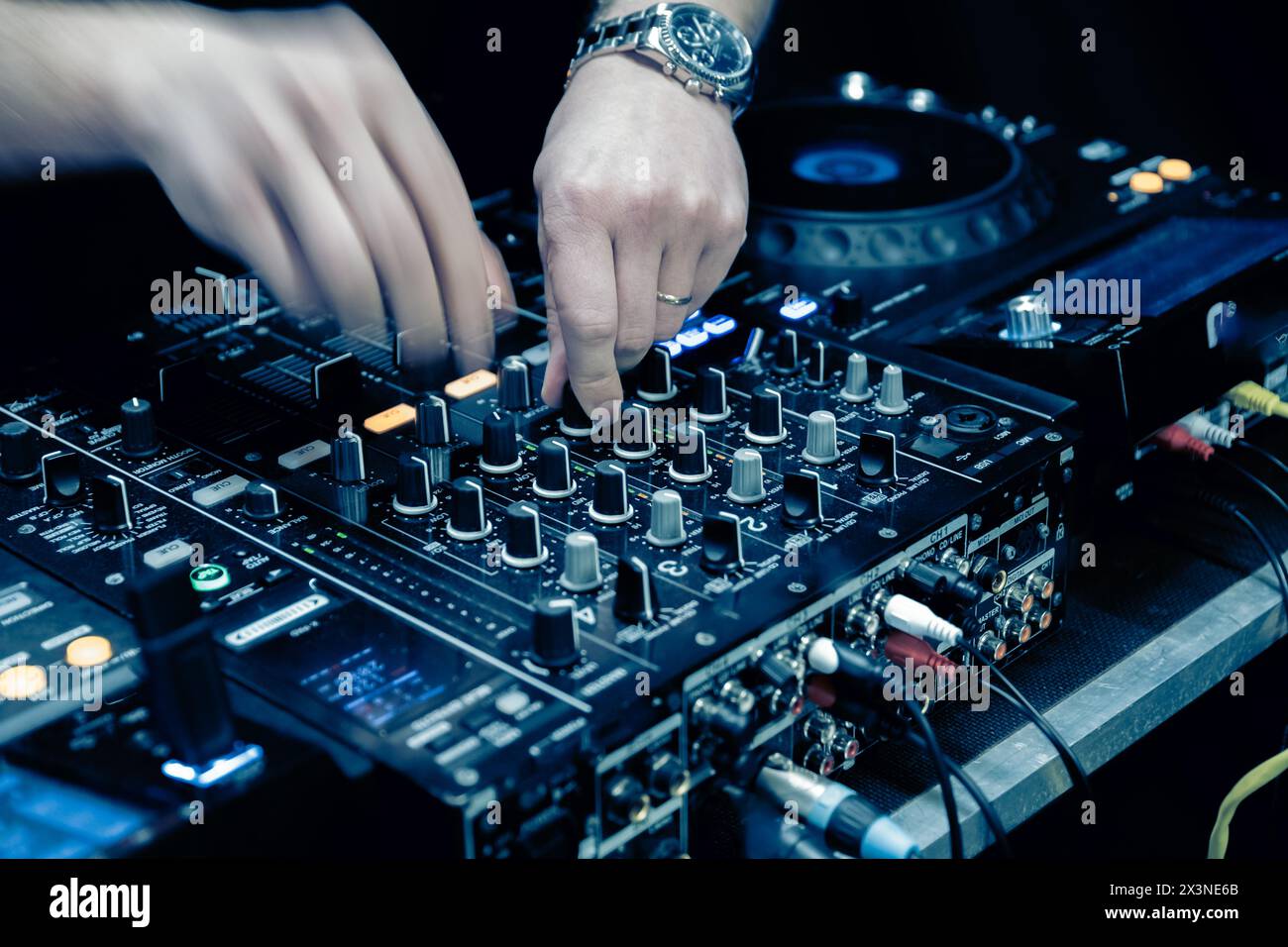 Console mixer hi-res stock photography and images - Alamy