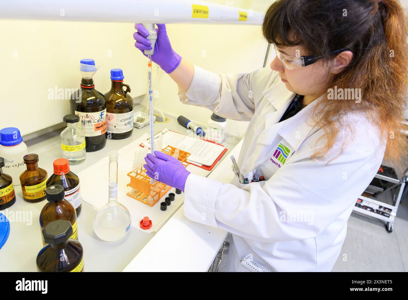 James Hutton Institute Science laboratory Chemistry Stock Photo - Alamy