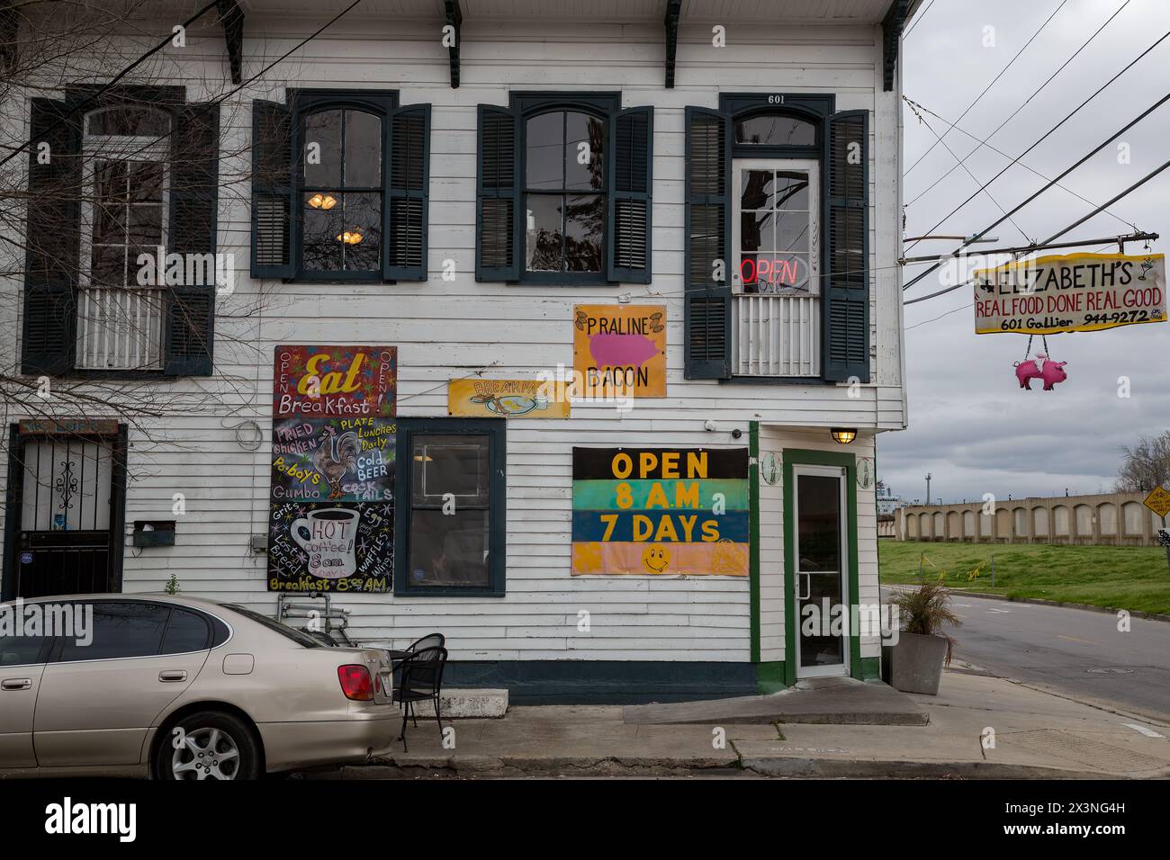 New Orleans, Louisiana. Elizabeth's Restaurant, Bywater District Stock ...