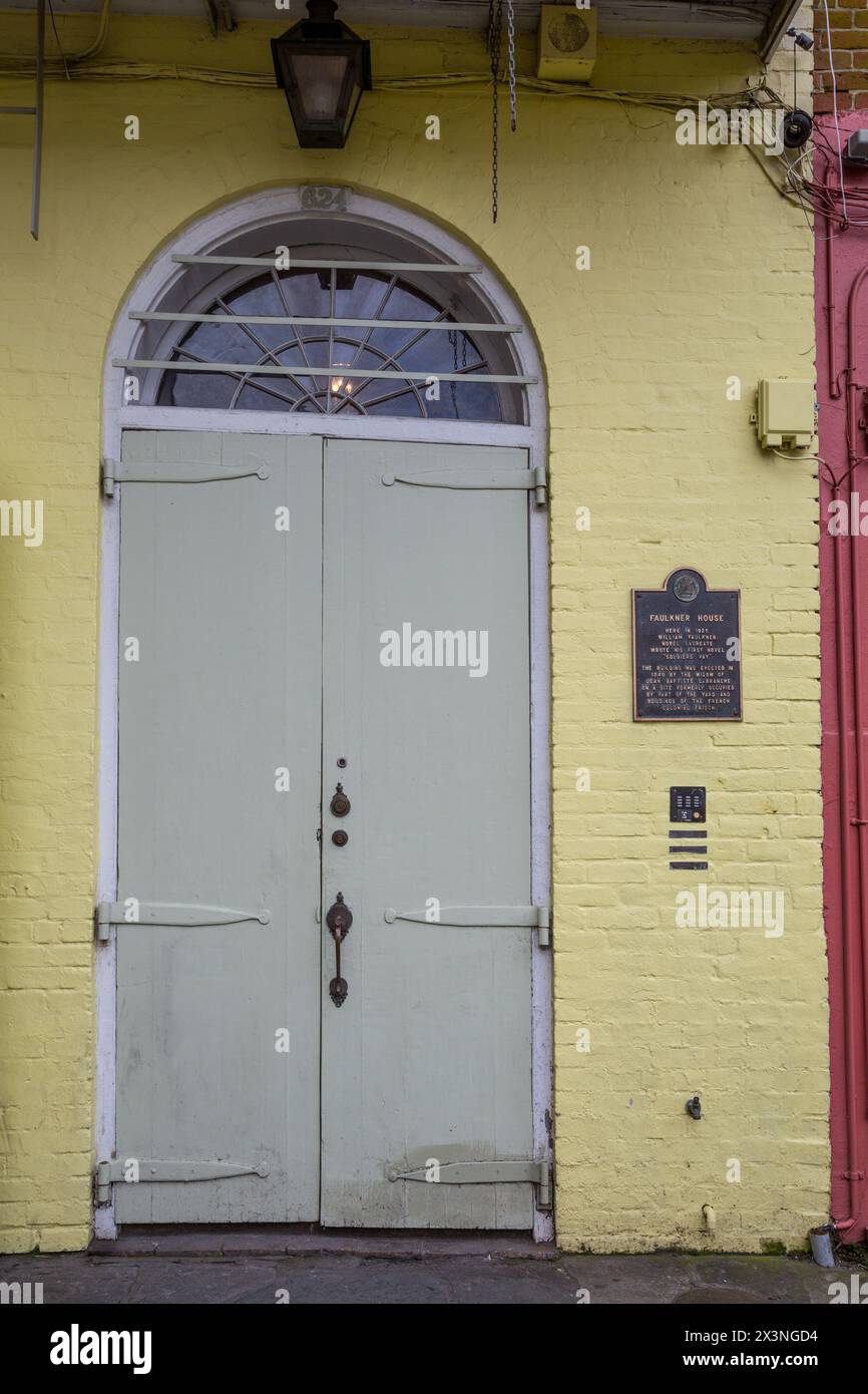 French Quarter, New Orleans, Louisiana. Pirate's Alley. William ...