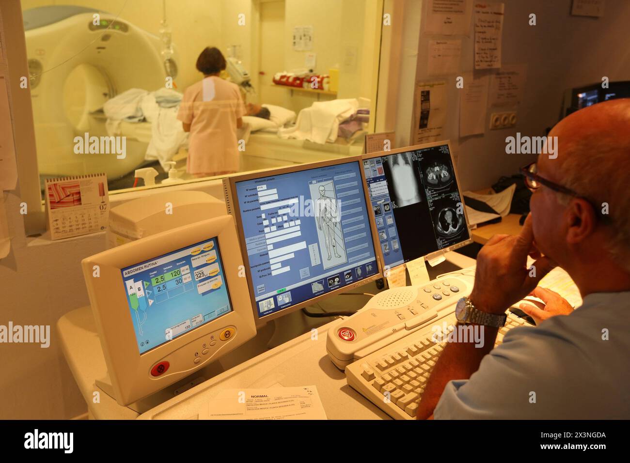 Radiology Interpretation Screen, CAT, Computarized Axial Tomography, Radiology Department ...