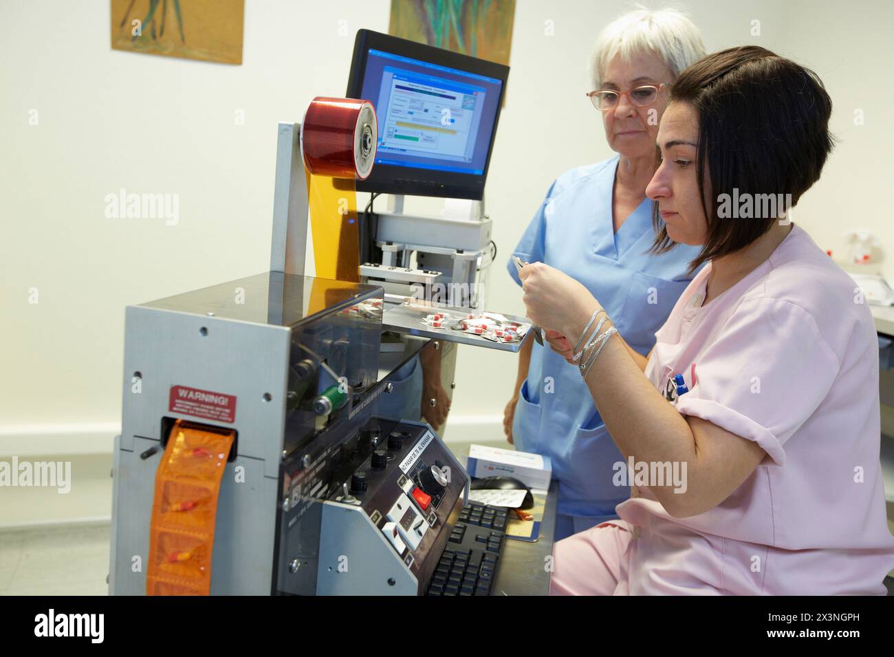 Single-dose packaging, Pharmacy, Hospital Donostia, San Sebastian ...