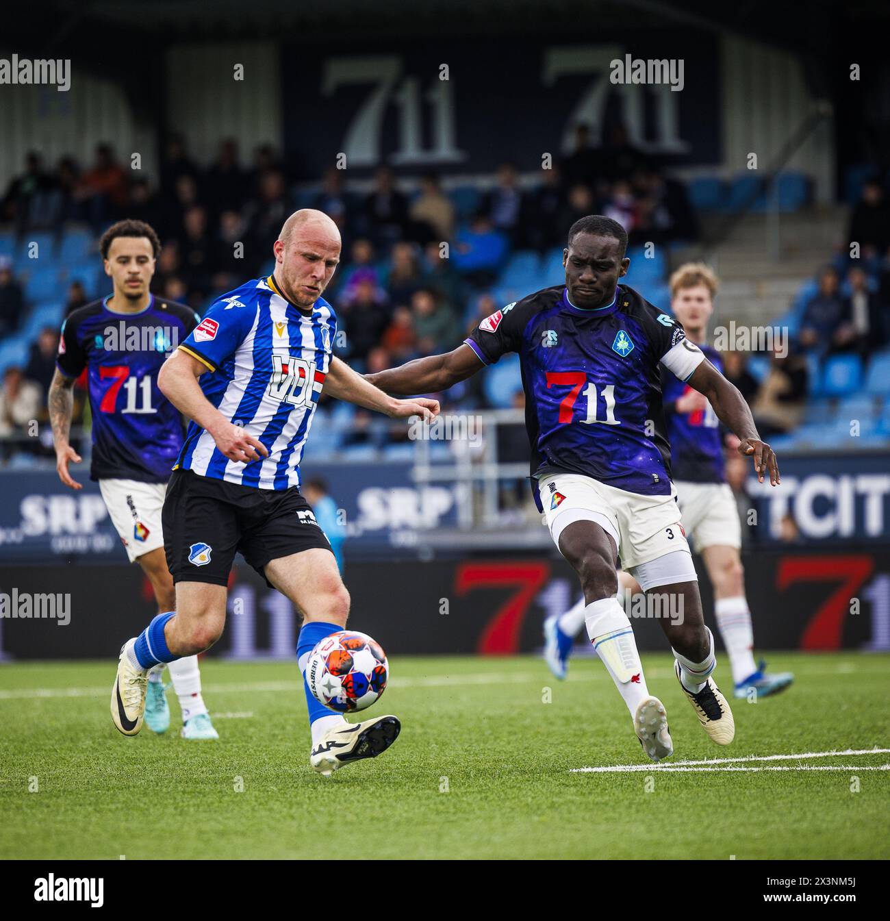 Einchoven, Netherlands. 28th Apr, 2024. EINCHOVEN, Eindhoven - Telstar ...