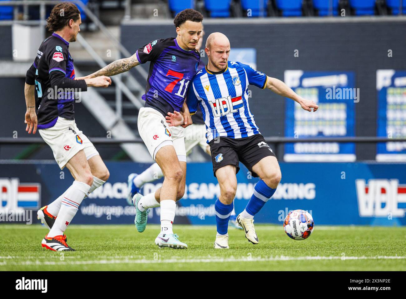 Einchoven, Netherlands. 28th Apr, 2024. EINCHOVEN, Eindhoven - Telstar ...