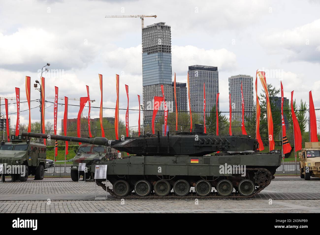 28 April 2024, Russia, Moskau: A German Leopard 2 main battle tank ...