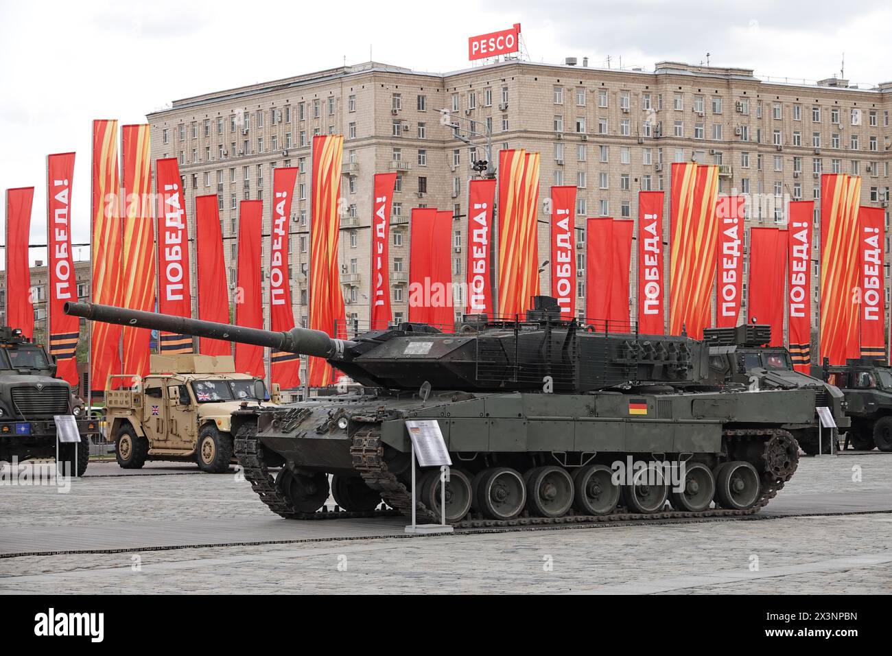 28 April 2024, Russia, Moskau: A German Leopard 2 main battle tank ...