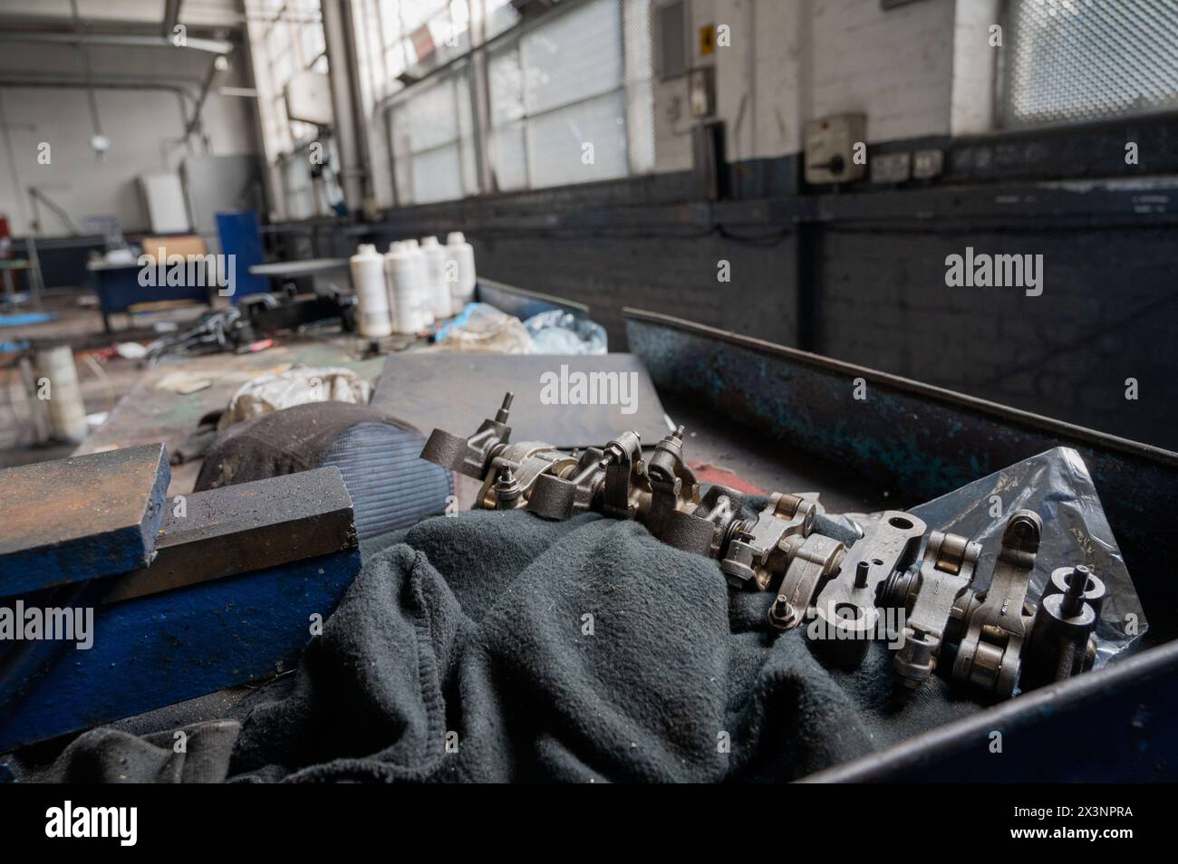 Len House, the 1930s art deco Rootes car showroom and factory in ...