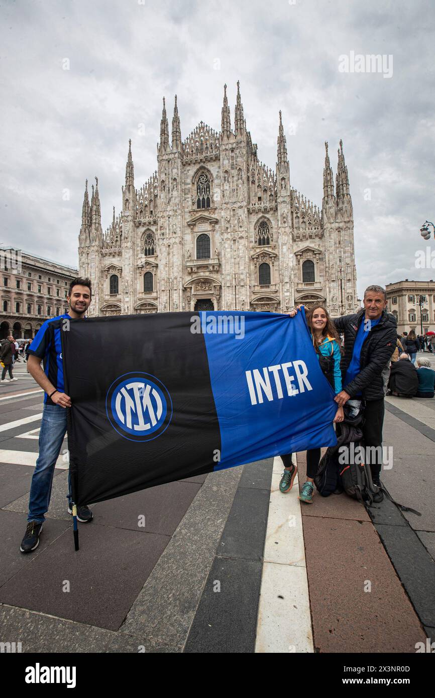 Pre festeggiamenti tifosi inter in duomoMilano , Italia - Cronaca ...