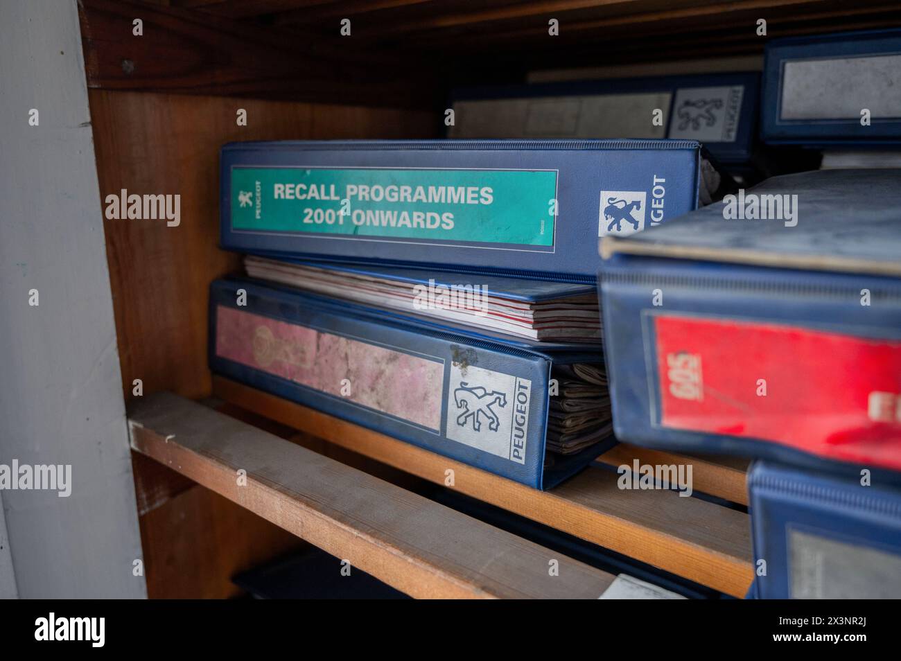 Len House, the 1930s art deco Rootes car showroom and factory in ...