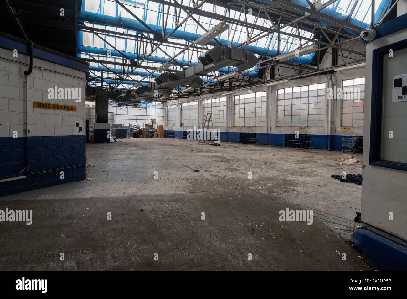 Len House, the 1930s art deco Rootes car showroom and factory in ...