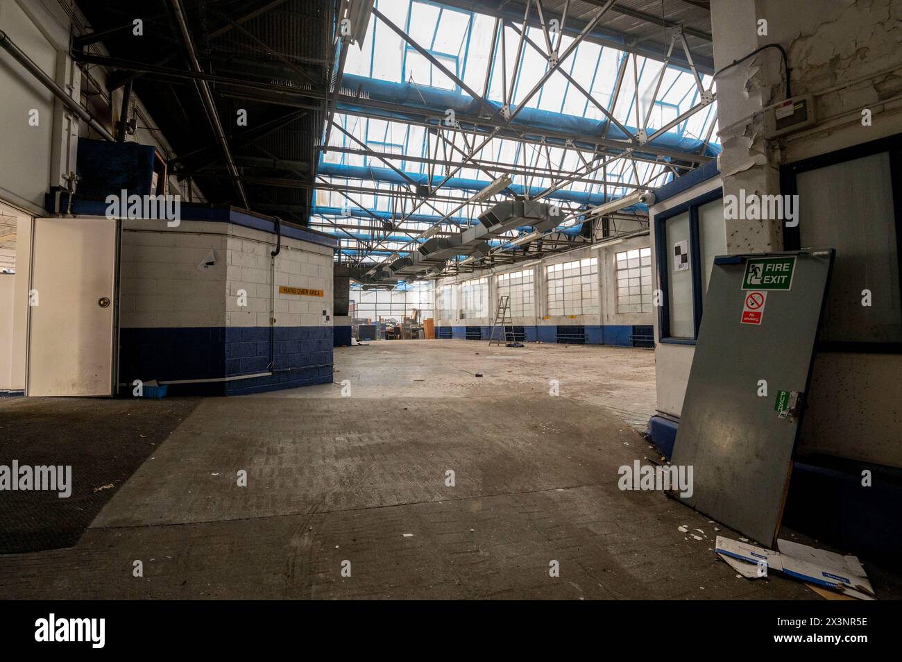 Len House, the 1930s art deco Rootes car showroom and factory in ...