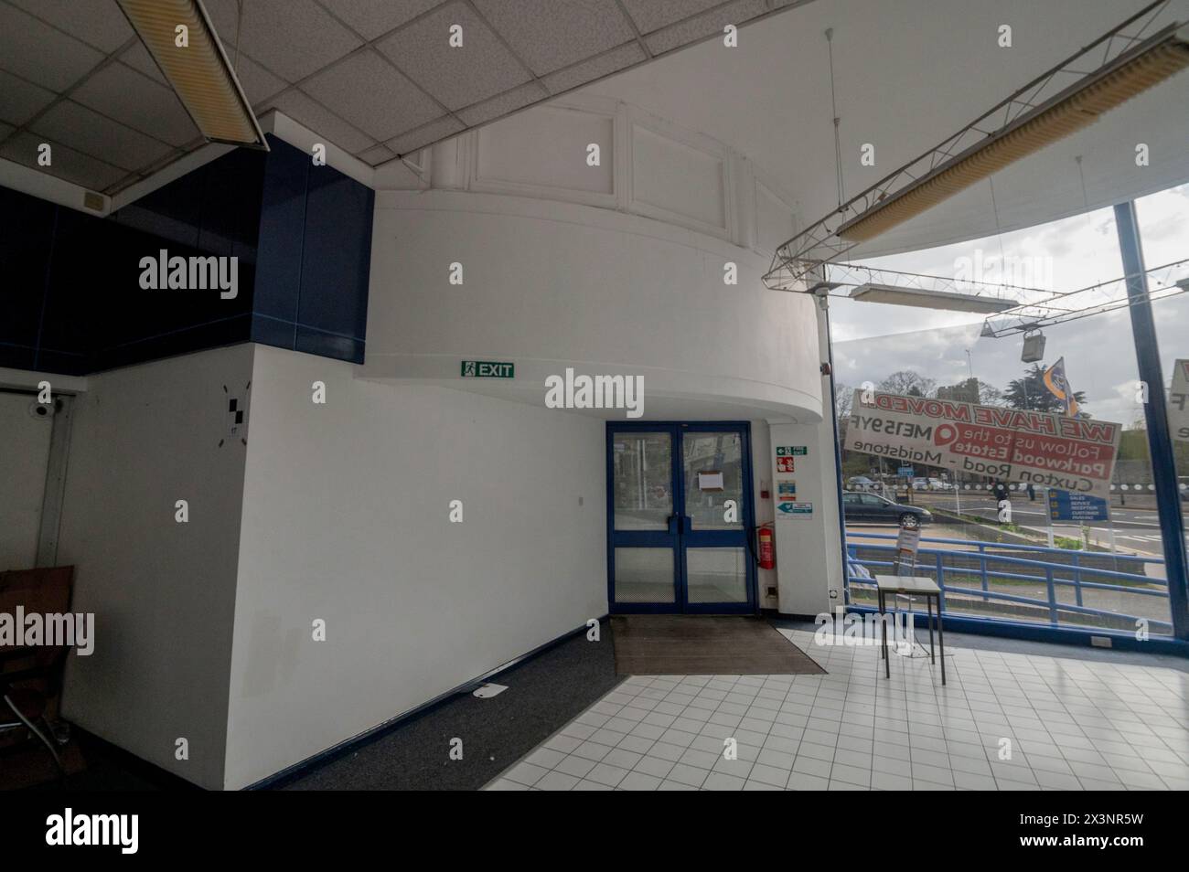 Len House, the 1930s art deco Rootes car showroom and factory in ...