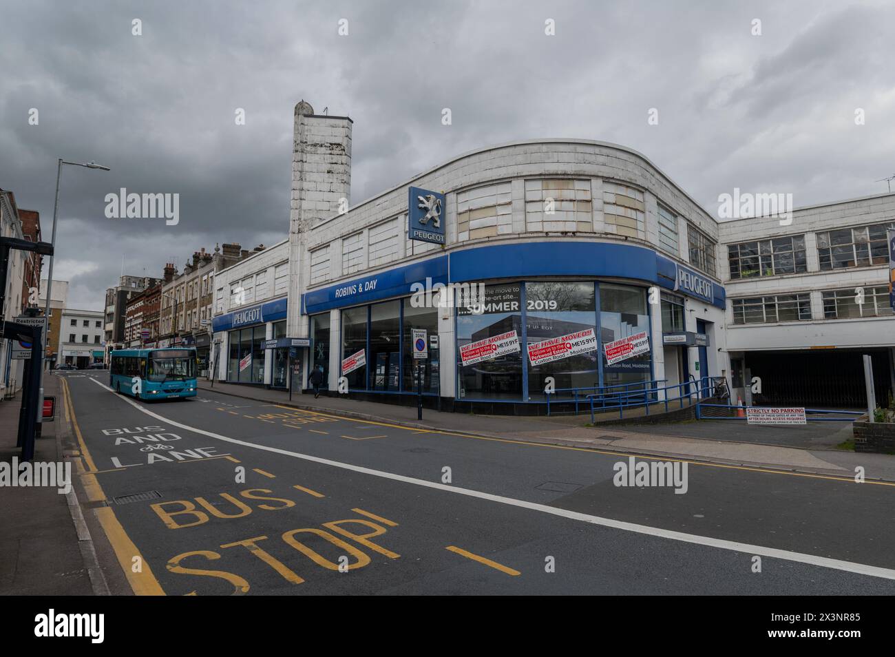 Len House, the 1930s art deco Rootes car showroom and factory in ...