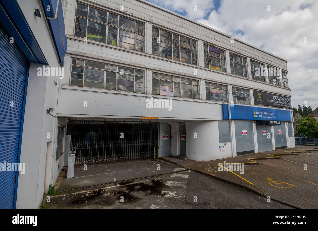 Len House, the 1930s art deco Rootes car showroom and factory in ...