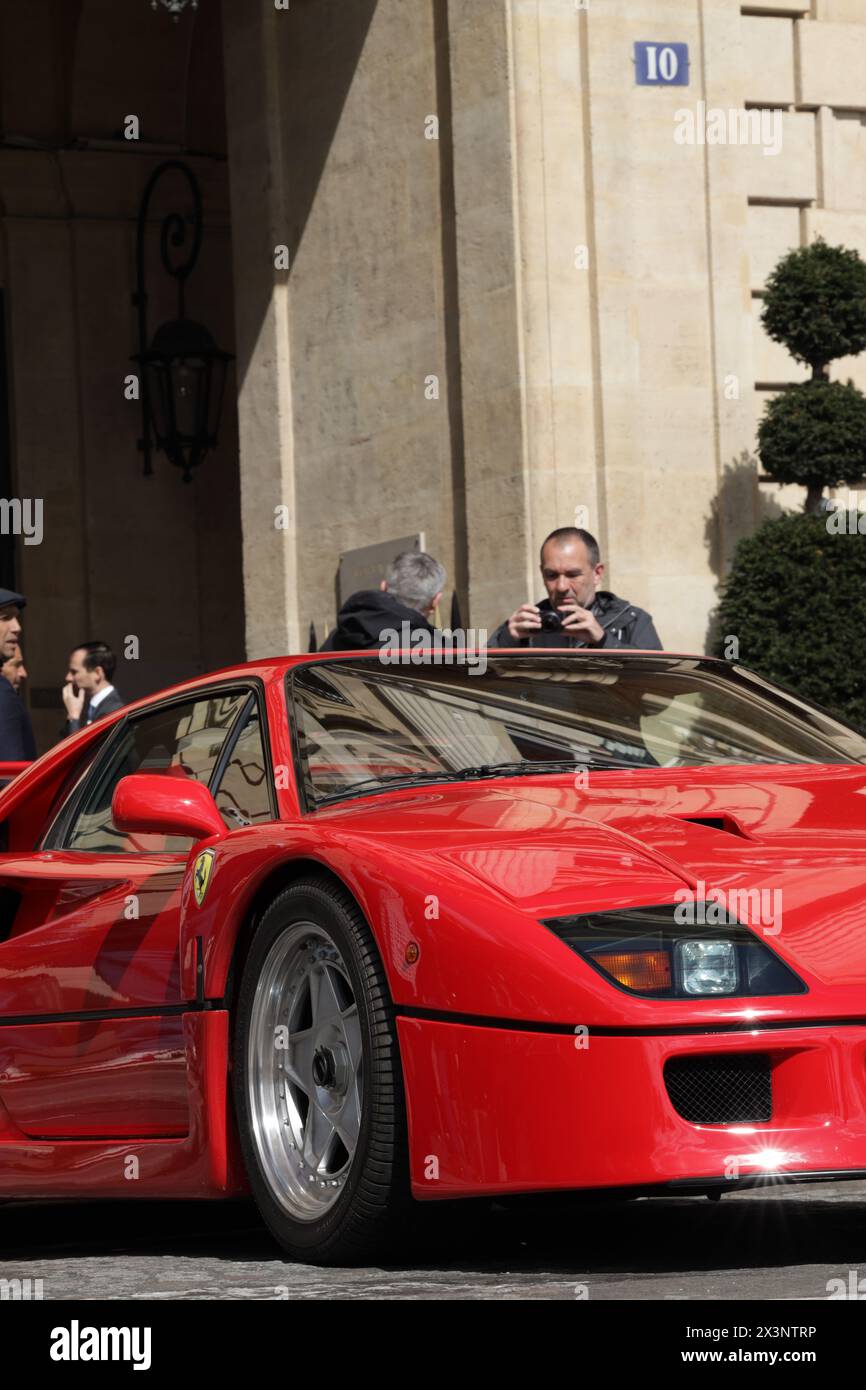 Red Ferrari F40 spotted in the streets of Paris, France Stock Photo - Alamy
