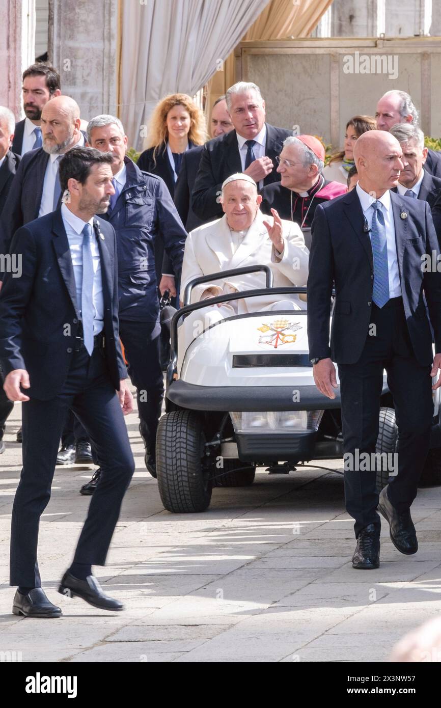 VENICE, ITALY - APRIL 28:Pope Francis greets the crowd gathered in St ...