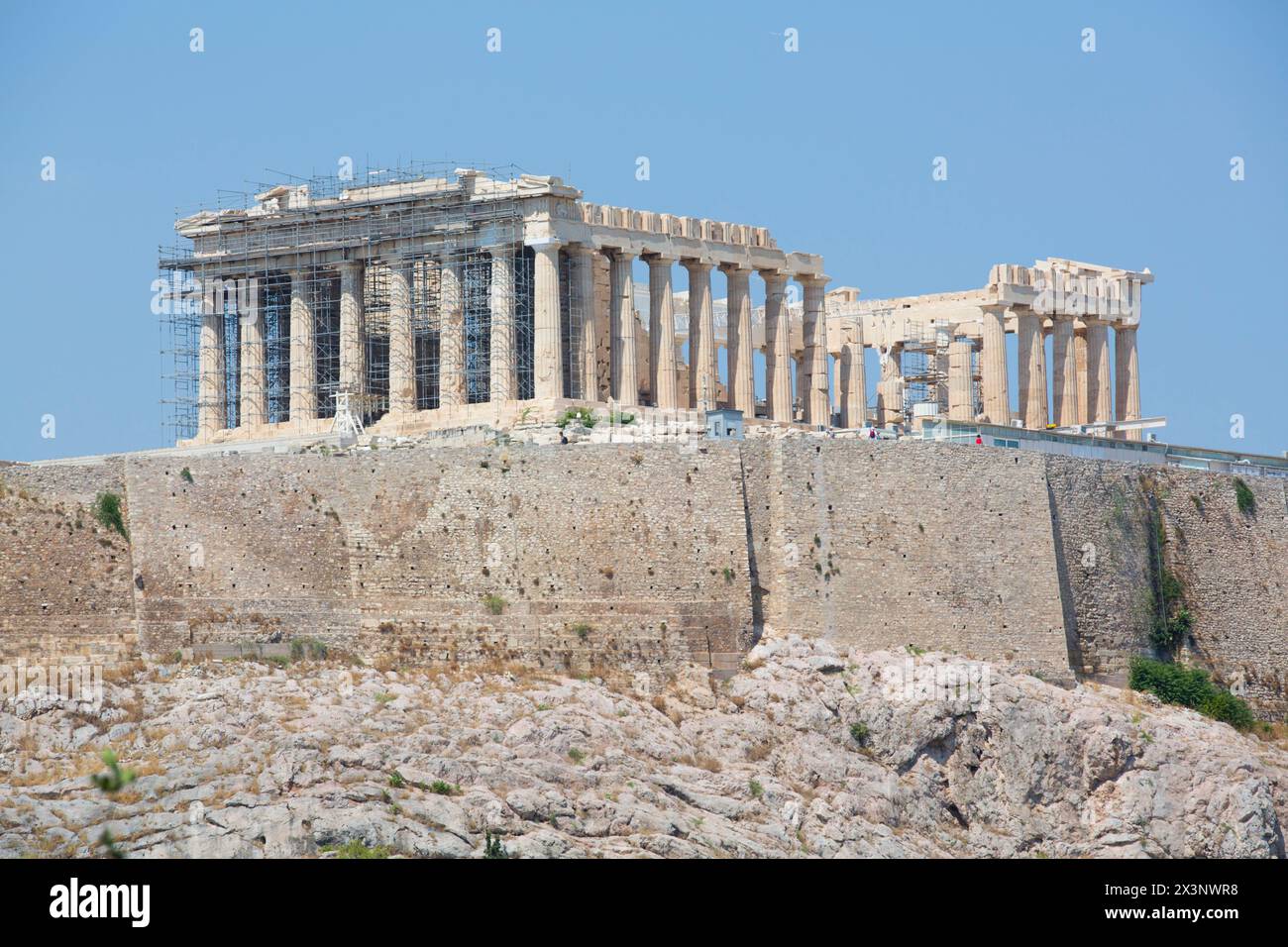 Acropolis and blue sky hi-res stock photography and images - Alamy