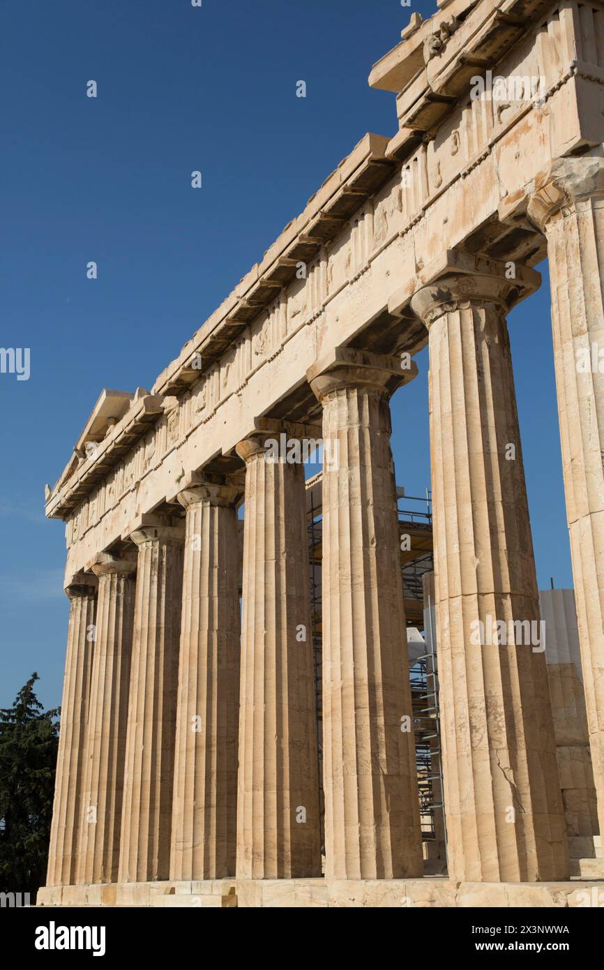 Parthenon greece exterior color hi-res stock photography and images - Alamy