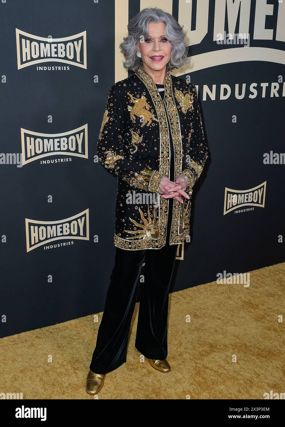 LOS ANGELES, CALIFORNIA, USA - APRIL 27: Jane Fonda arrives at the ...