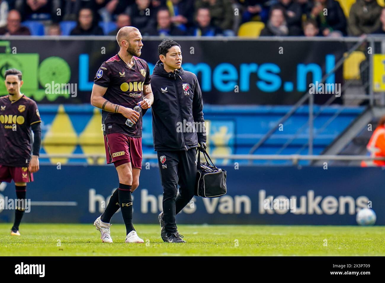 Waalwijk, Netherlands. 28th Apr, 2024. WAALWIJK, NETHERLANDS - APRIL 28: Mike van der Hoorn of ...