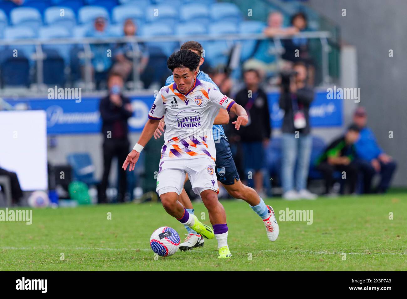 Khoa Ngo of Perth Glory controls the ball during the A-League Men Rd26 match between Sydney FC ...