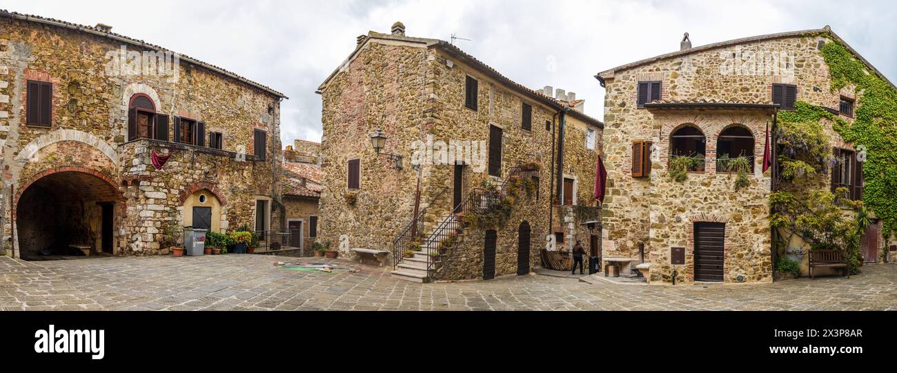 Arco del castello medievale hi-res stock photography and images - Alamy