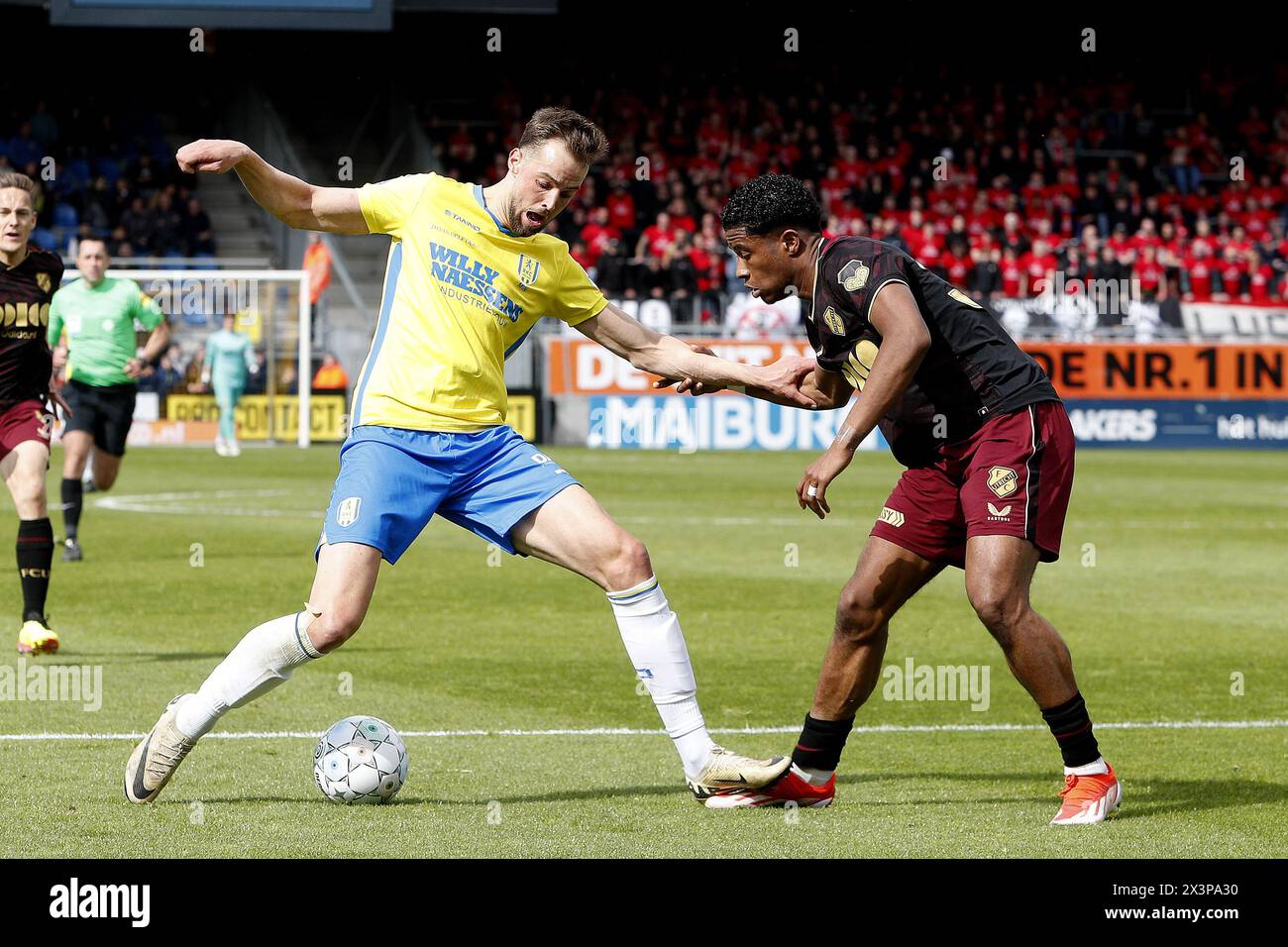 WAALWIJK - (l-r) David Min of RKC Waalwijk, Ryan Flamingo of FC Utrecht during the Dutch ...