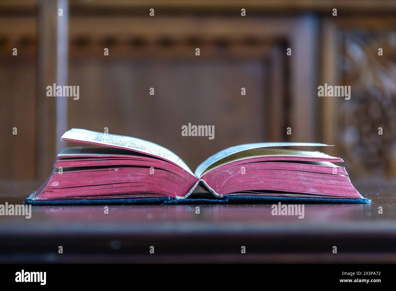 Open gospel book hi-res stock photography and images - Alamy