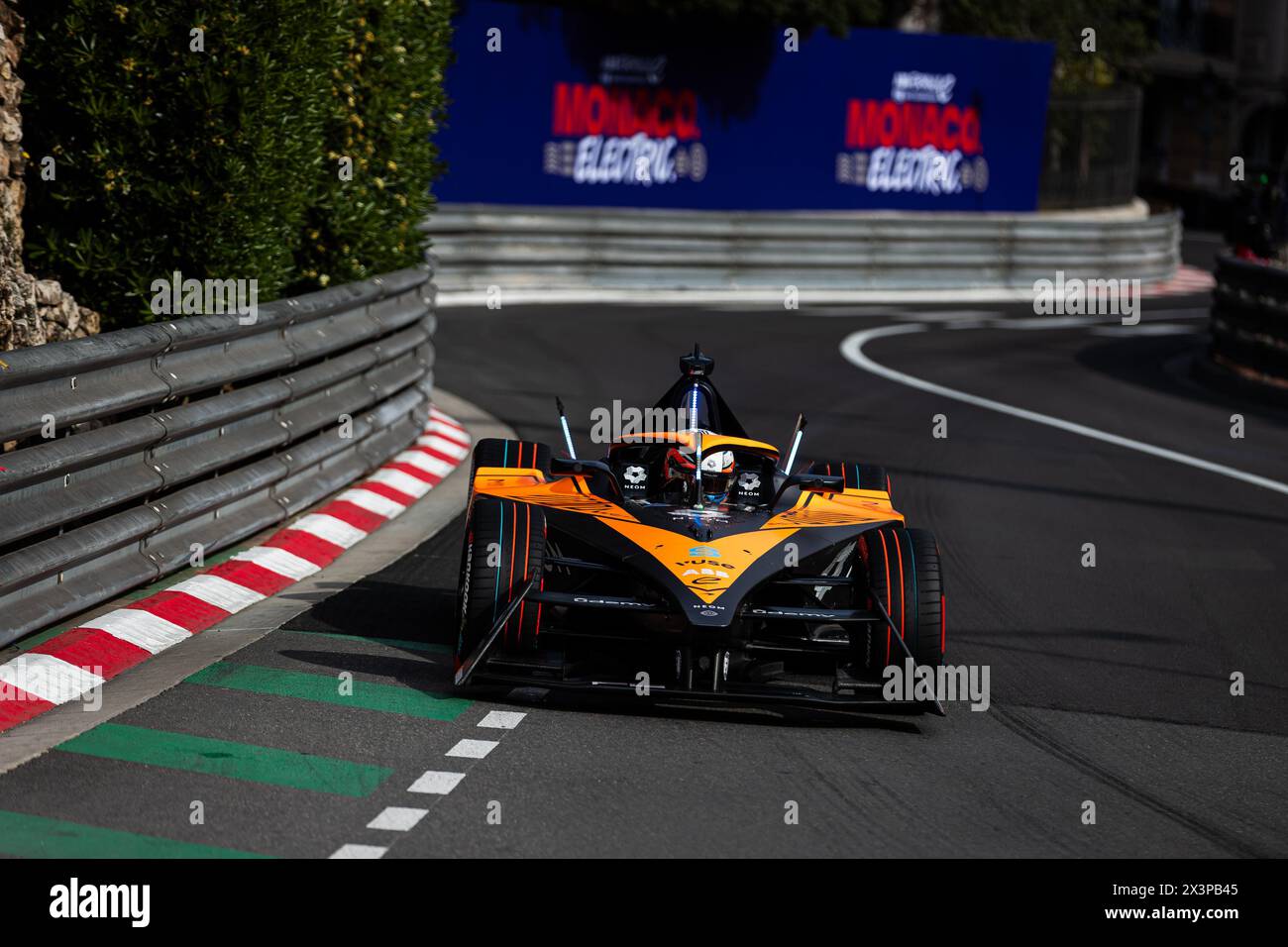BARNARD Taylor (gbr), NEOM McLaren Formula E Team, Nissan e-4ORCE 04 ...