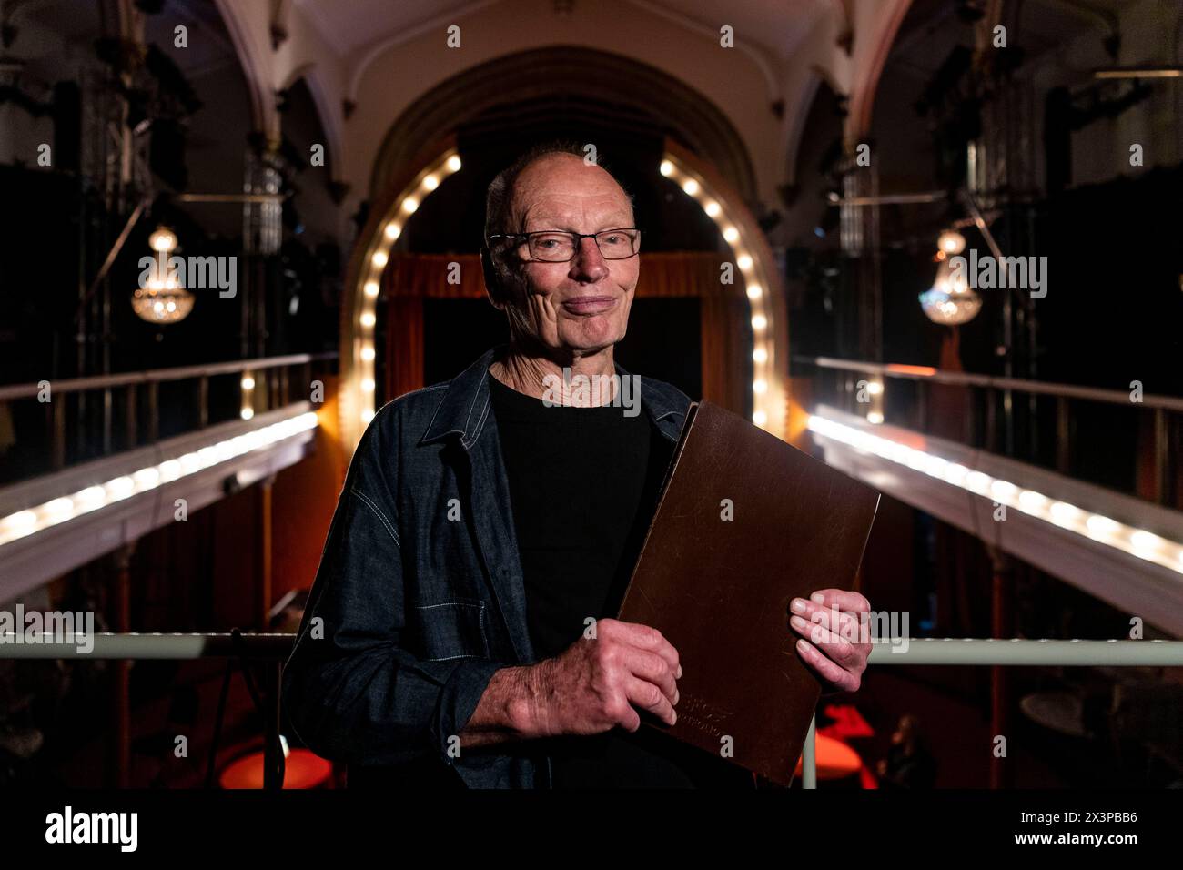Legendary Australian actor & director John Bell on stage at the House ...