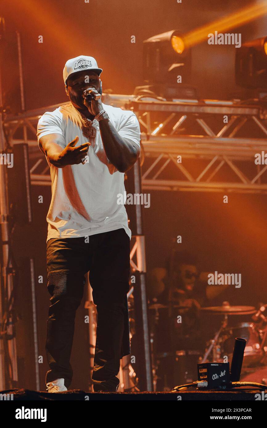 50 cent rapper hi-res stock photography and images - Alamy