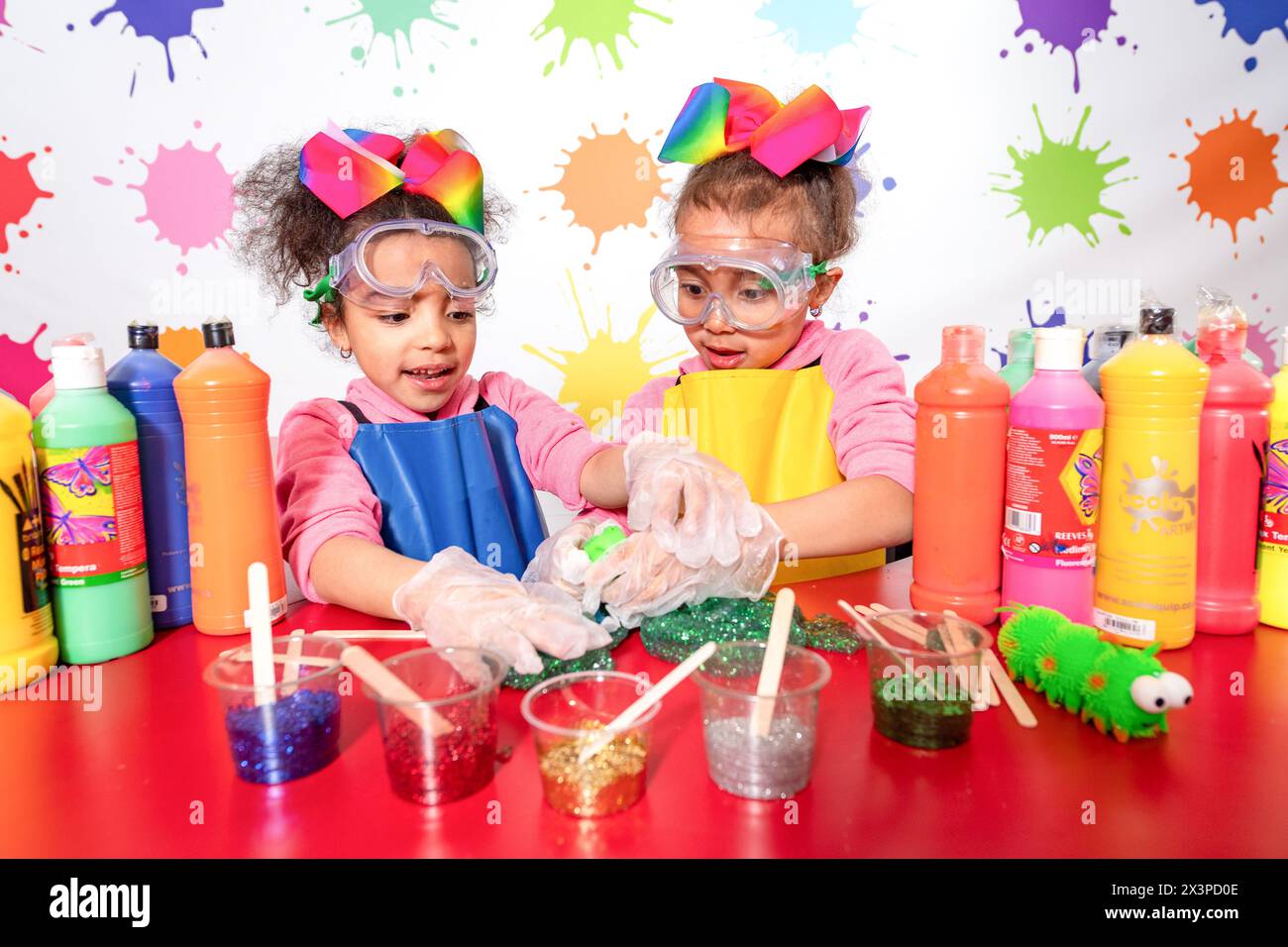Edinburgh Science Festival kids art slime Stock Photo - Alamy
