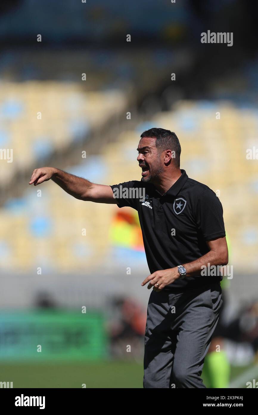 Rio de Janeiro, Brazil. 28th Apr, 2024. Botafogo manager Artur Jorge ...