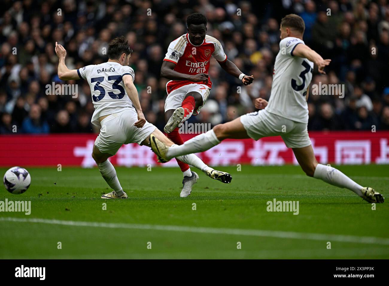 Bukayo saka arsenal 2024 shoots hi-res stock photography and images - Alamy