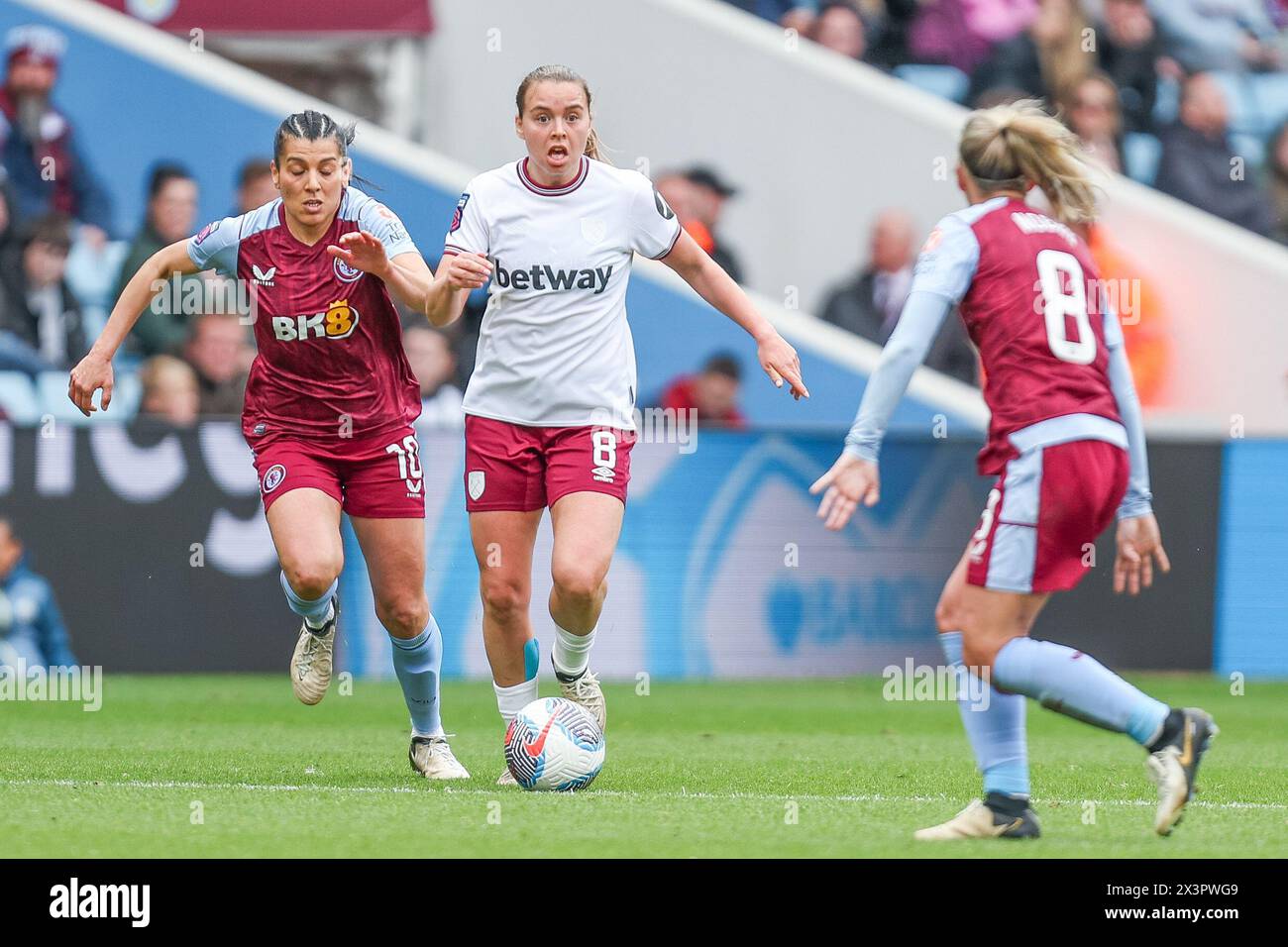 Emma strom snerle of west ham hi-res stock photography and images - Alamy