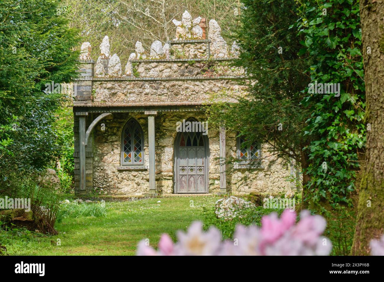 Cilwendeg shell house hi-res stock photography and images - Alamy