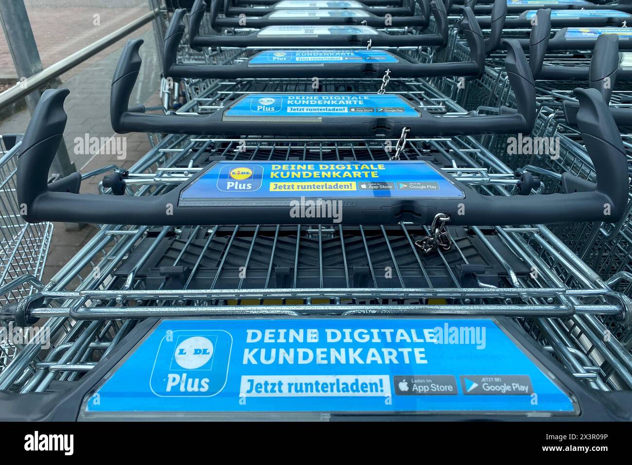 xsvx, Wirtschaft Einzelhandel, emwir , v.l. Logo, Schriftzug, Werbung ...