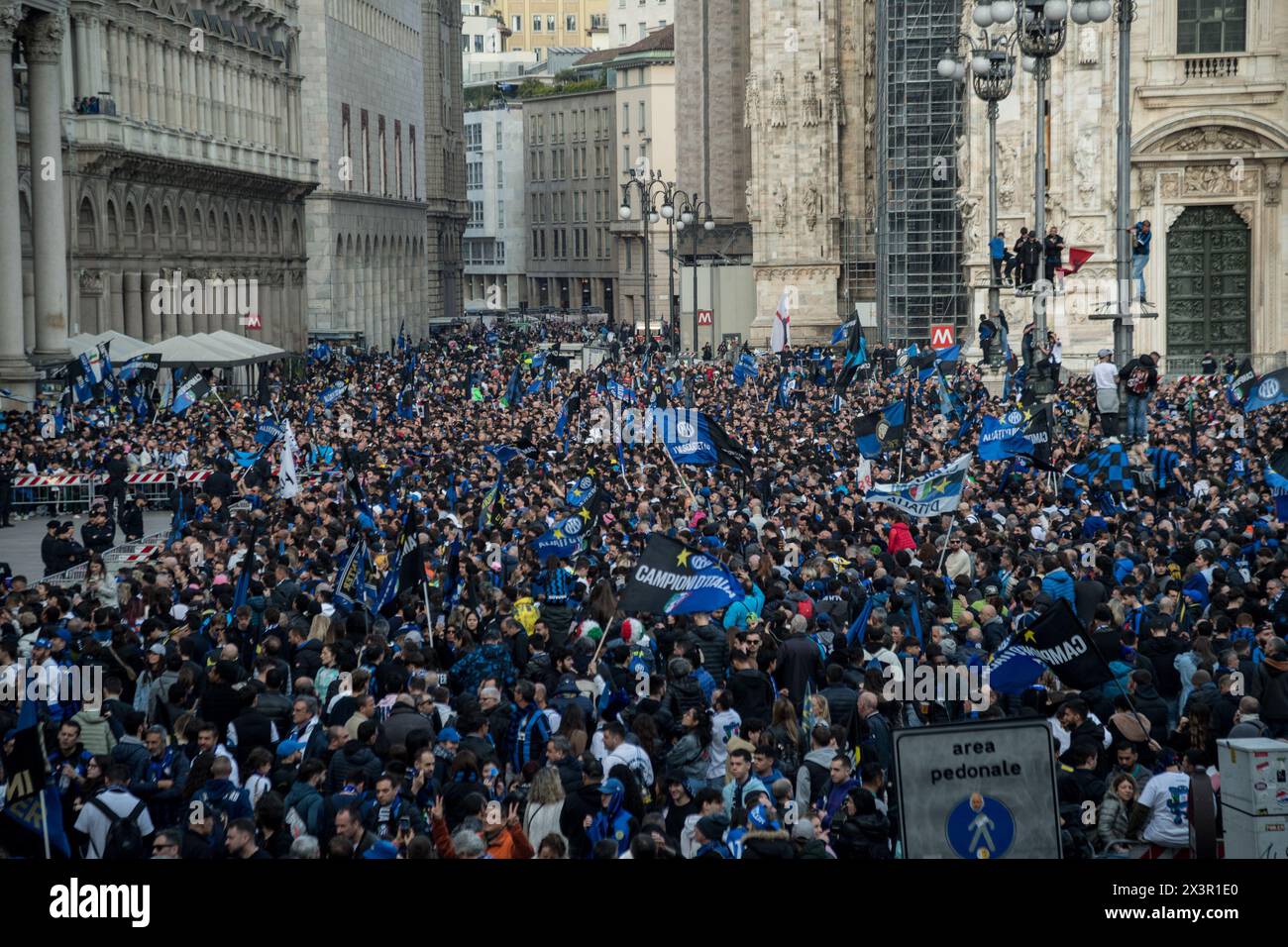 Milan scudetto celebrations hi-res stock photography and images - Alamy