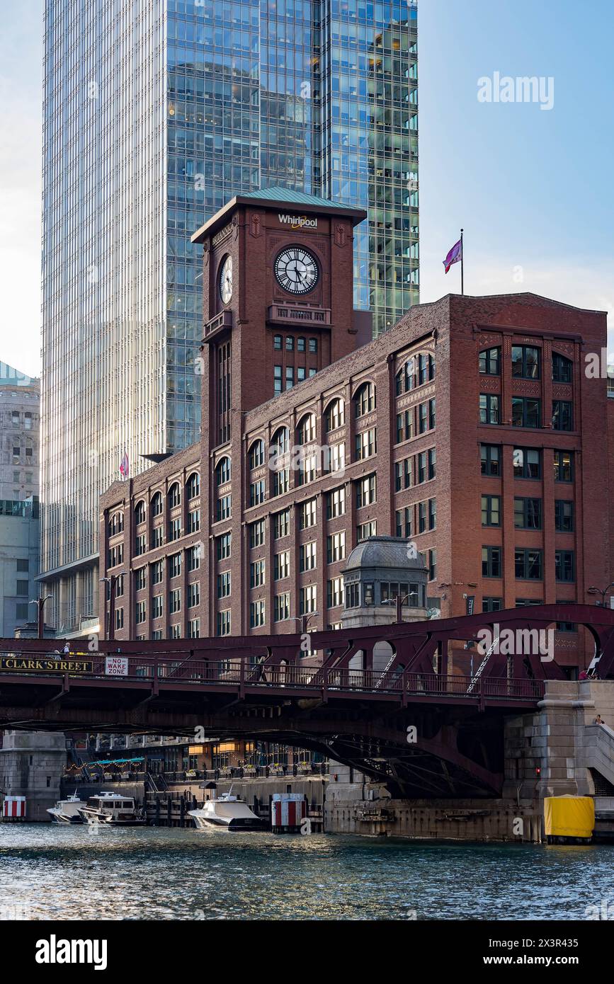 Chicago, OCT 3 2023 - Sunny exterior view of the Reid Murdoch Building ...
