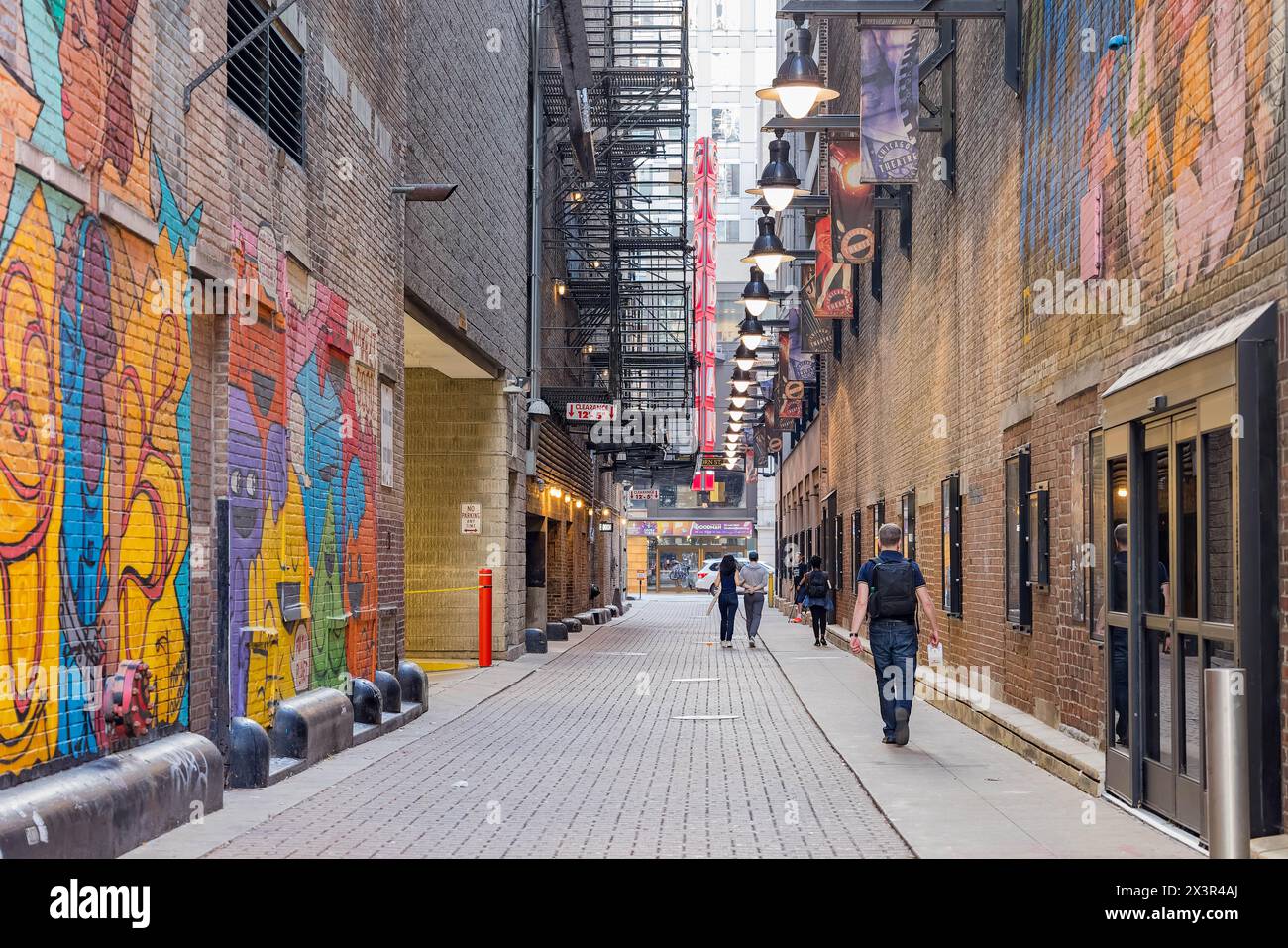 Chicago, OCT 3 2023 - Sunny exterior view of Couch Place Stock Photo ...