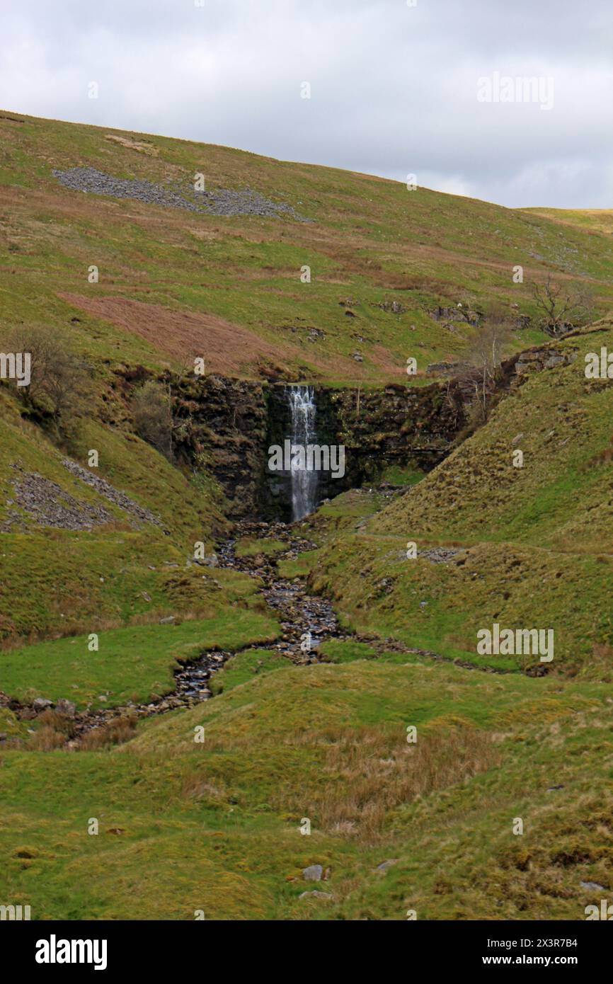 Force Gill waterfall Whernside, Yorkshire Dales Stock Photo - Alamy