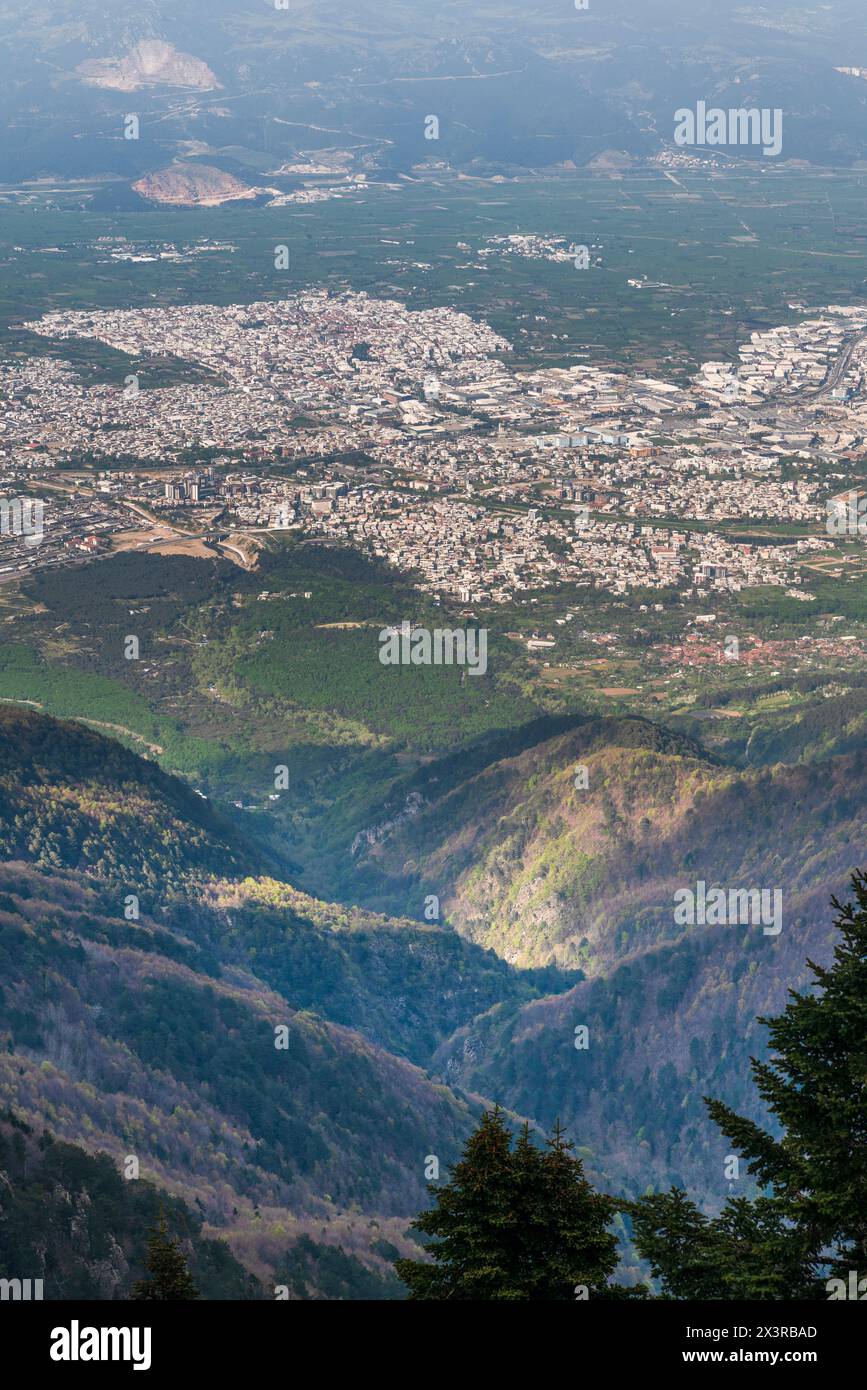 Panoramic view of Bursa city from Bakacak observation deck, Uludag ...