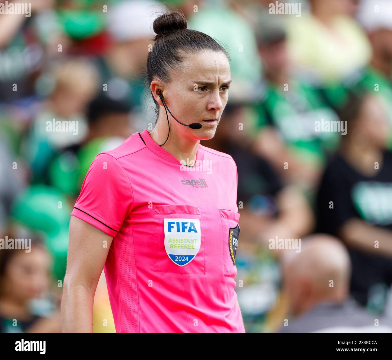 Austin, Texas, USA. 27th Apr, 2024. Assistant referee Meghan Mullen ...