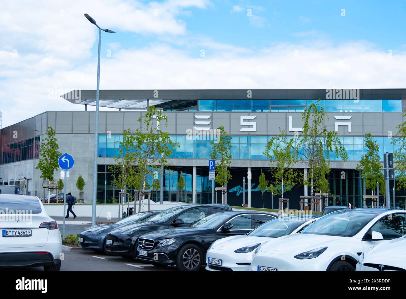 Gigafactory Berlin-Brandenburg Tesla, Automotive industry manufacturing ...