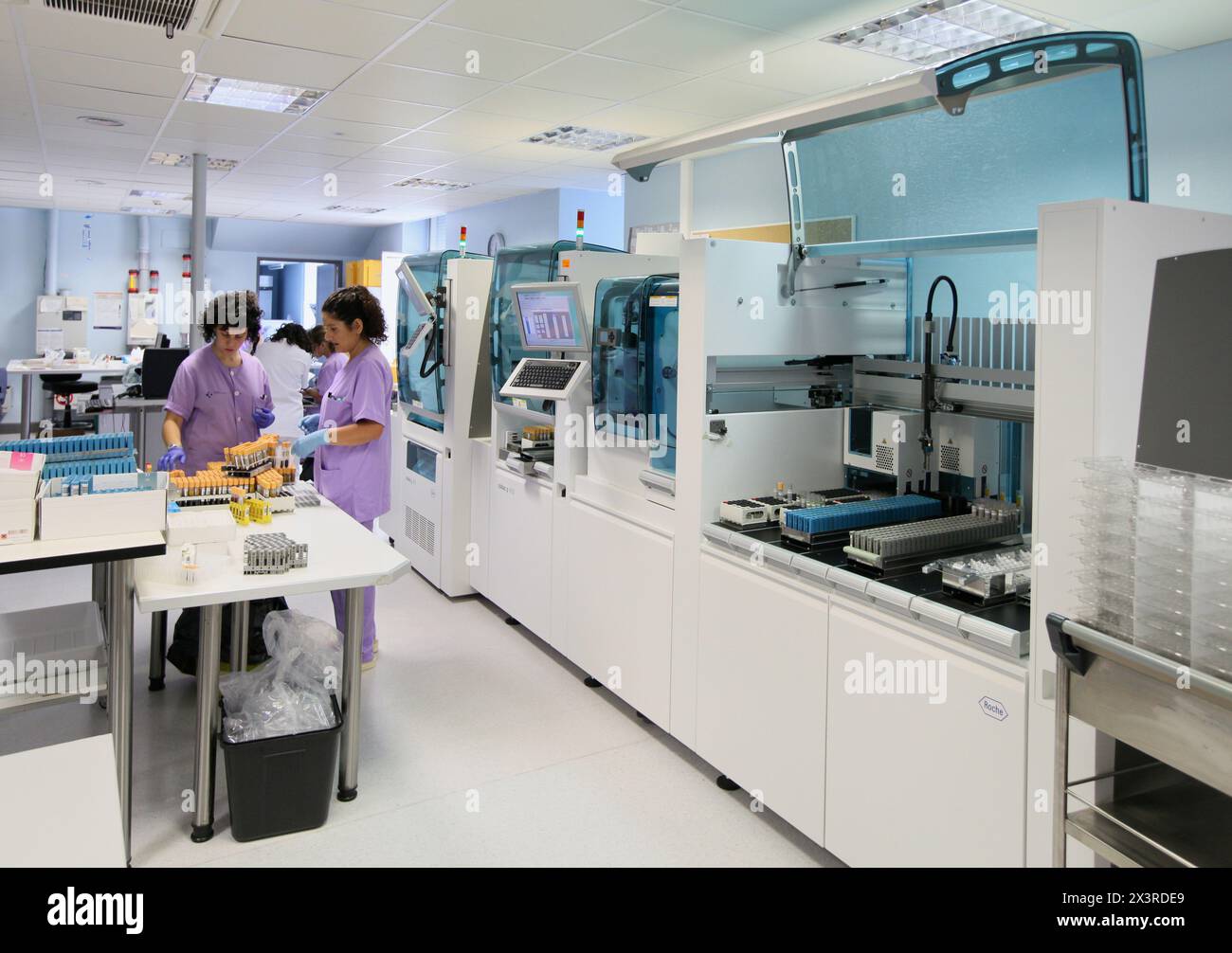 Automatic Specimen Distributor, Hemotherapy, Hematology Laboratory ...