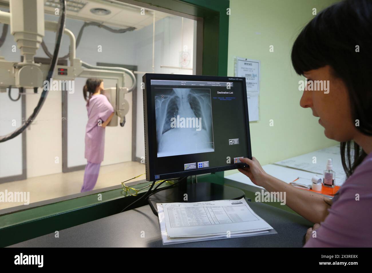 Department of radiography hi-res stock photography and images - Alamy