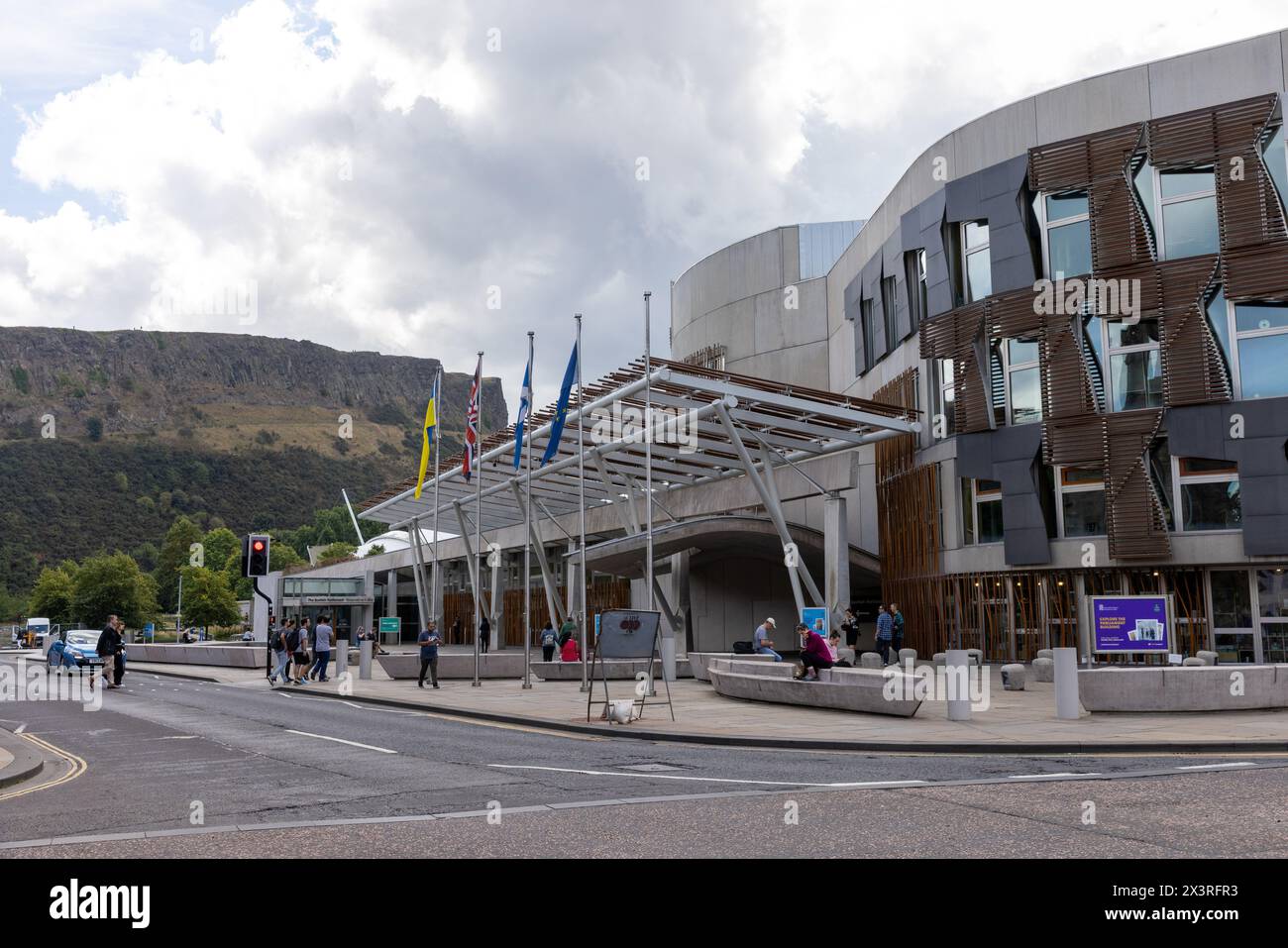 The Scottish Parliament building, with Arthur's Seat in the backgroound ...
